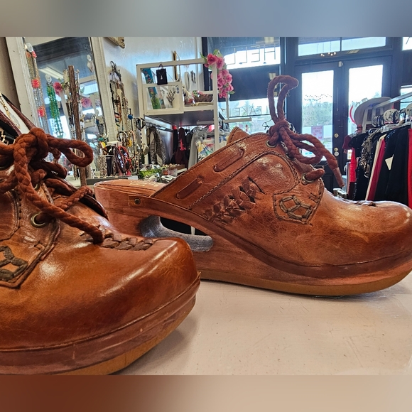 kinny shoes | Shoes | Kinney Shoes | Poshmark